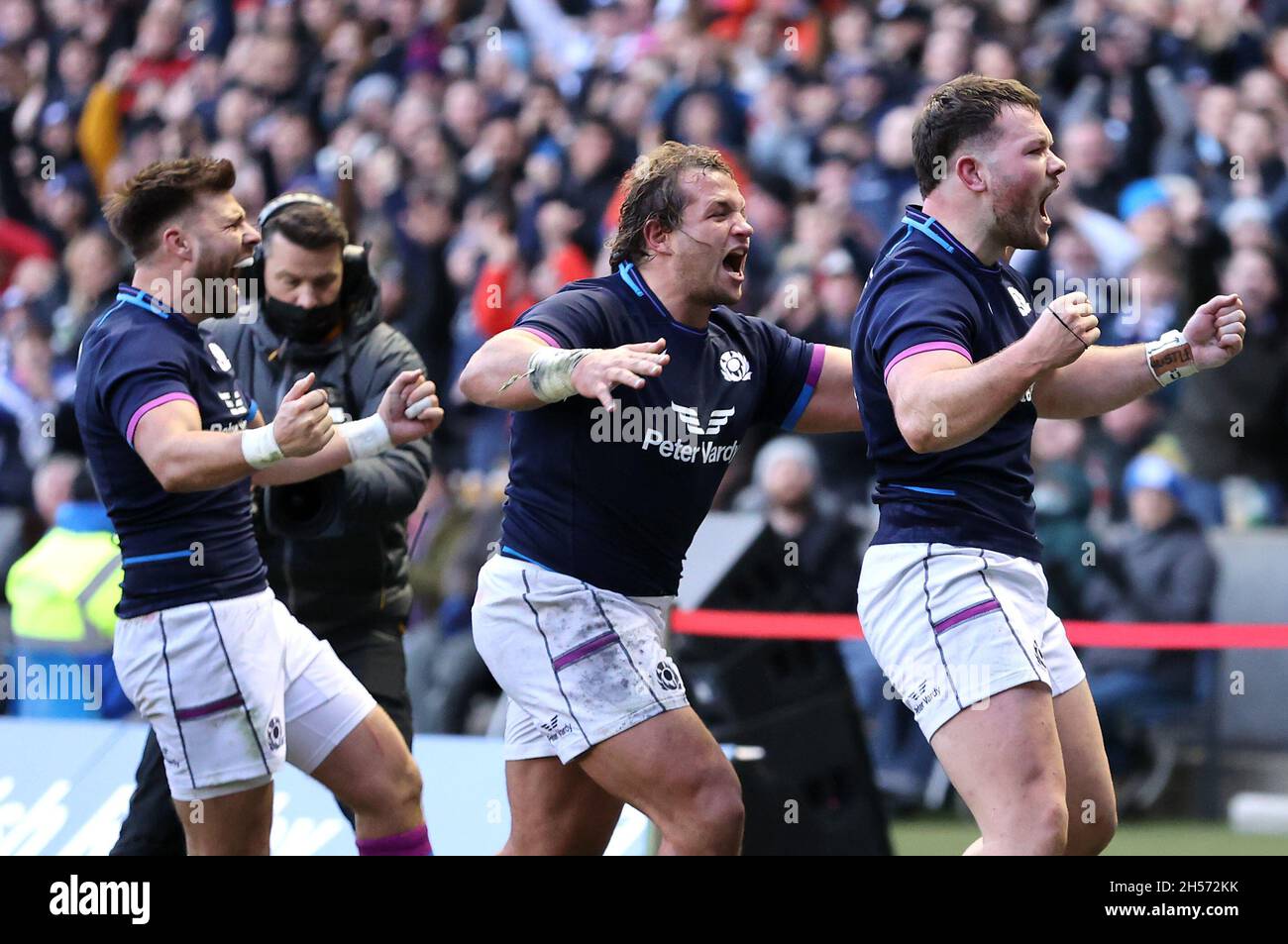 Welsh rugby team edinburgh hi-res stock photography and images - Alamy