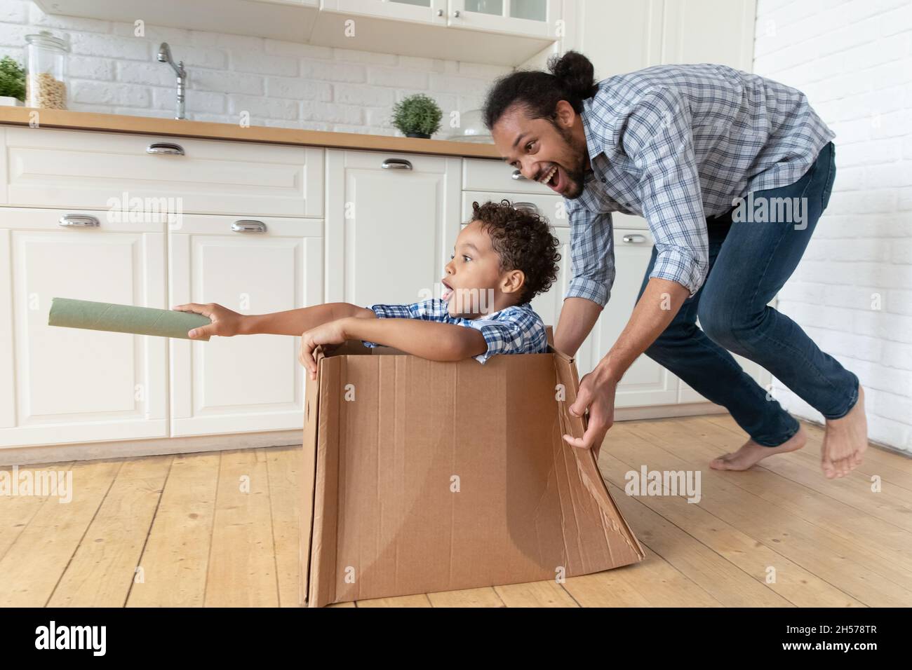 Dragging container hi-res stock photography and images - Alamy