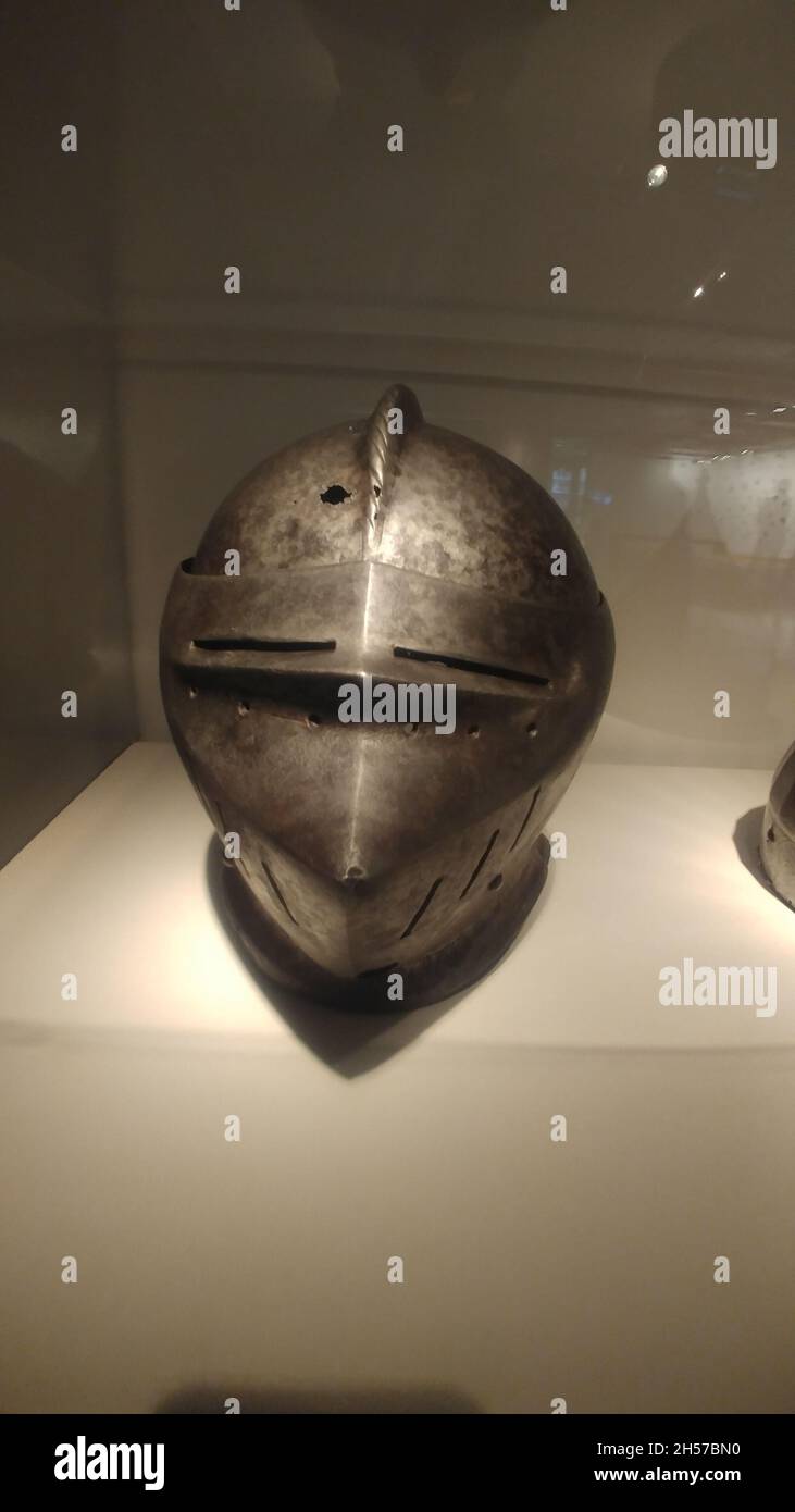 Medieval Knight Armor Heads Stock Photo - Alamy
