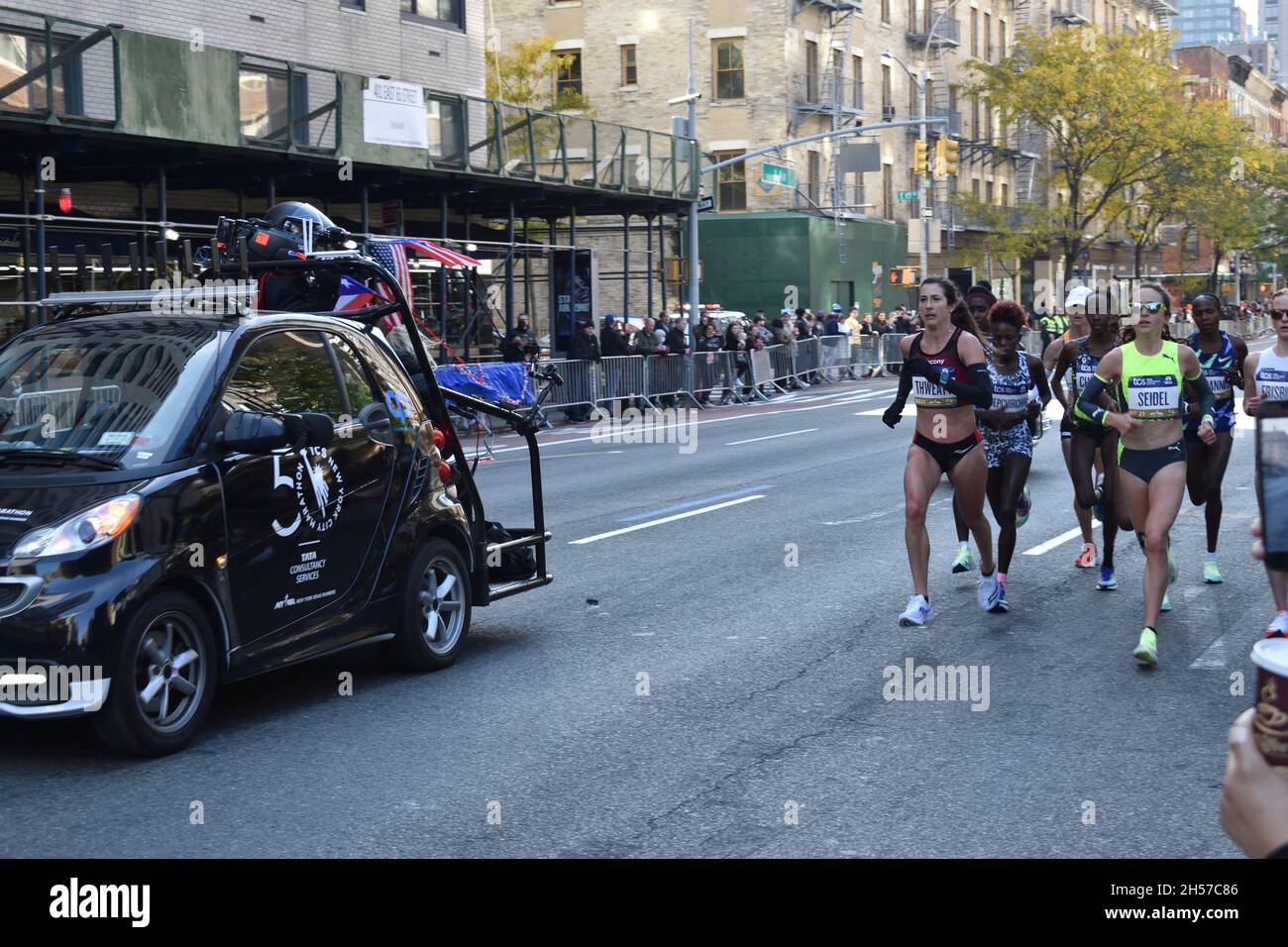 Viola cheptoo hi-res stock photography and images - Alamy