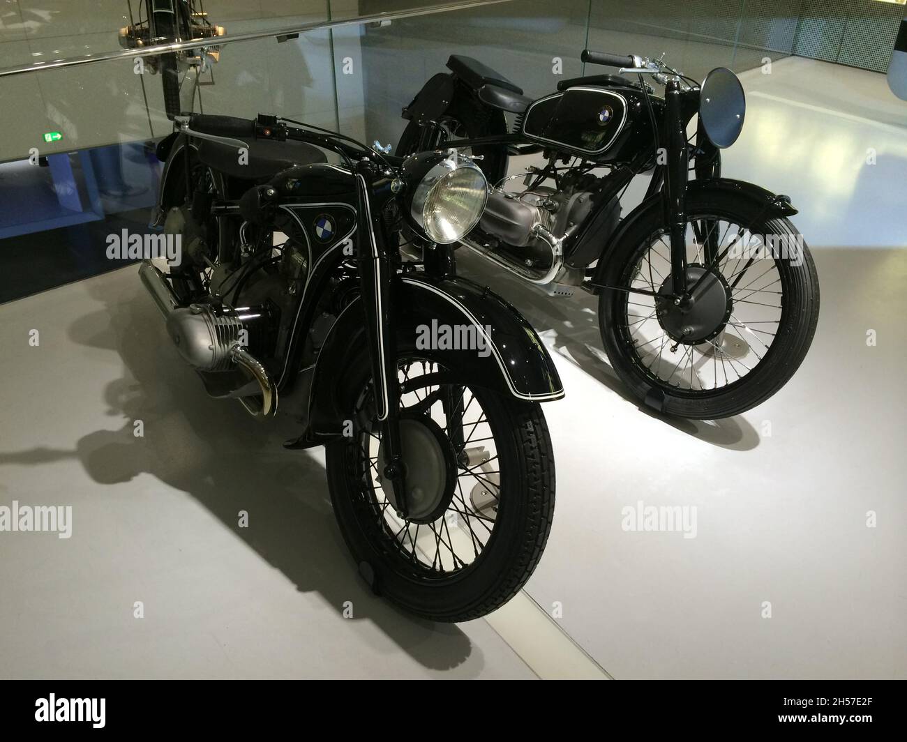 255 bmw hi-res stock photography and images - Alamy