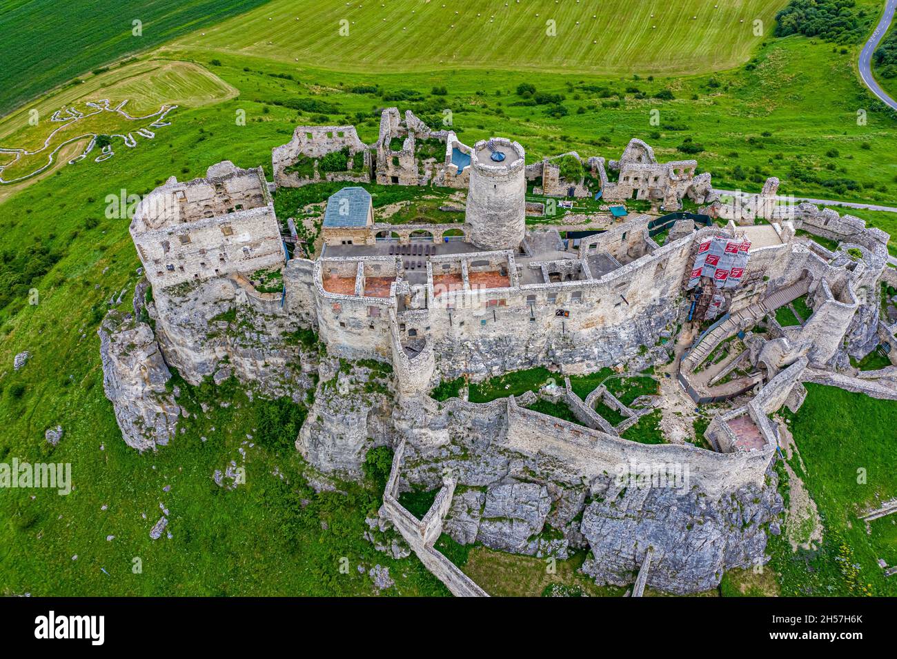 Spis Castle from above | Luftbilder vom Spis Castle in der Slowakei ...