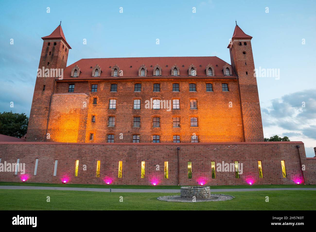 Teutonic castle (14th century) in Gniew, Poland Stock Photo - Alamy