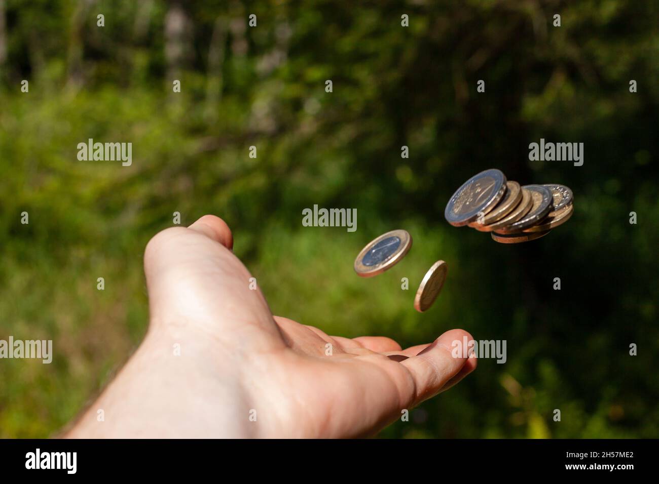 Falling money hi-res stock photography and images - Alamy