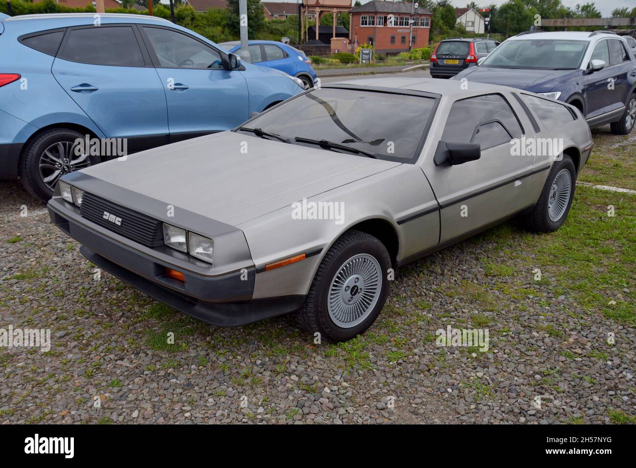 Front 3/4 view of a Delorean classic car, made famous by the film Back ...