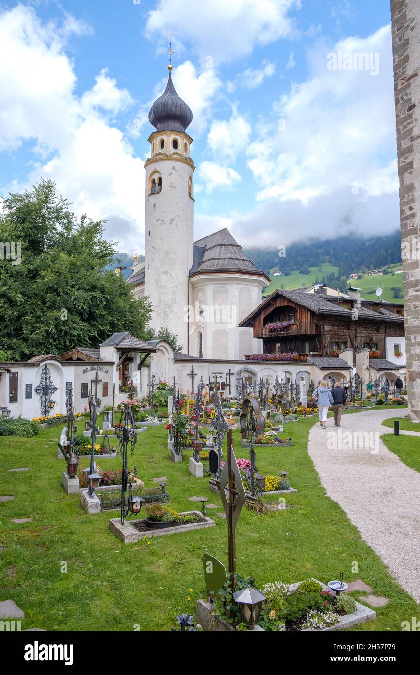 Collegiata di San Candido, Stiftskirche Innichen, San Candido, Innichen ...