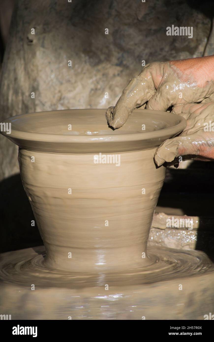 Myanmar pottery making hi-res stock photography and images - Alamy