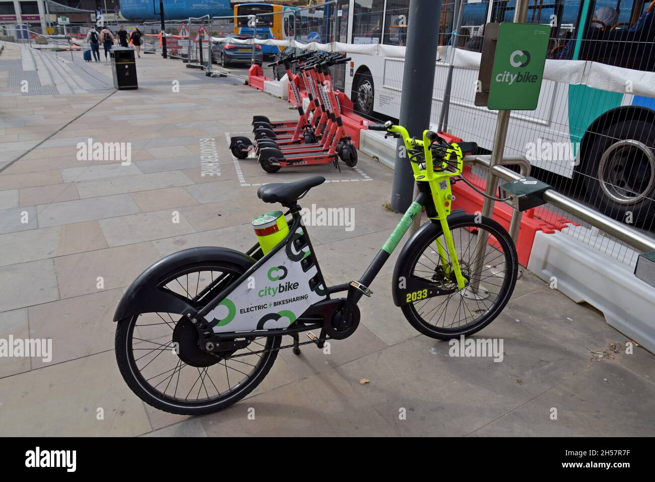 Voi ebike hi-res stock photography and images - Alamy