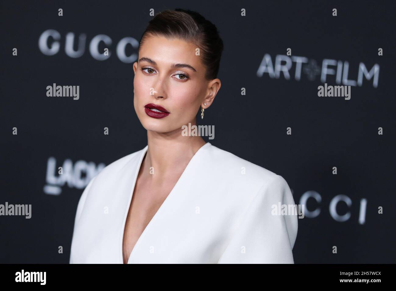 LOS ANGELES, CALIFORNIA, USA - NOVEMBER 06: Model Hailey Rhode Baldwin ...