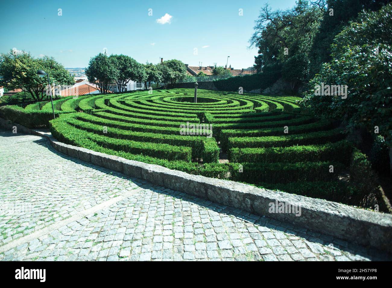 Maze of hedges hi-res stock photography and images - Alamy