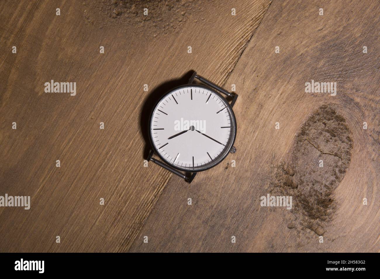 Clock without watch hand time hi-res stock photography and images - Alamy
