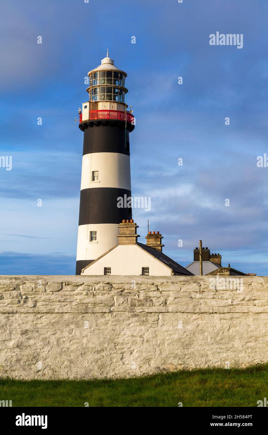 Old head of kinsale tower hi-res stock photography and images - Alamy