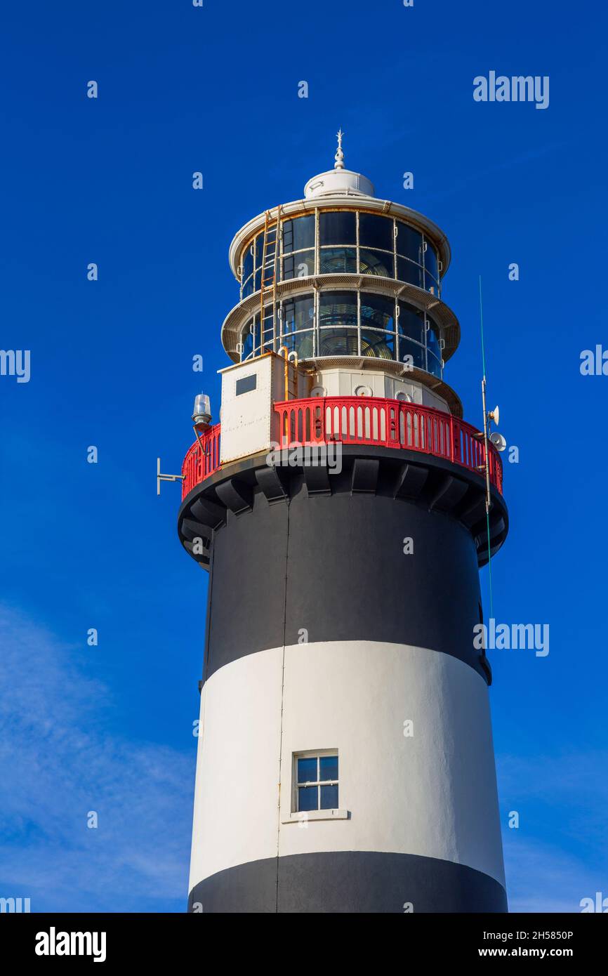 Old head kinsale lighthouse hi-res stock photography and images - Alamy