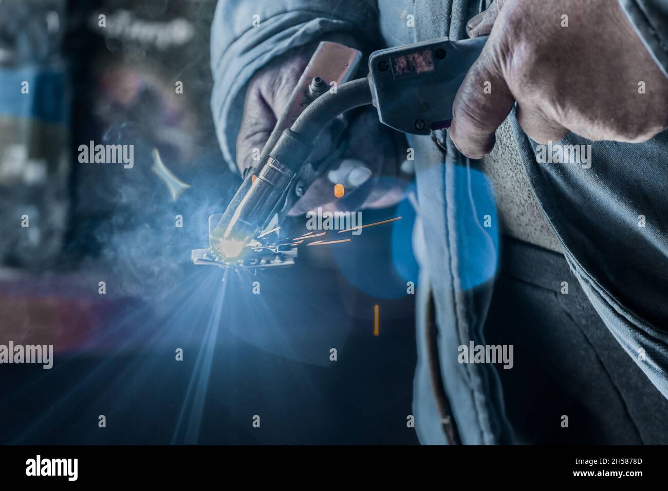 Weld plant hi-res stock photography and images - Alamy