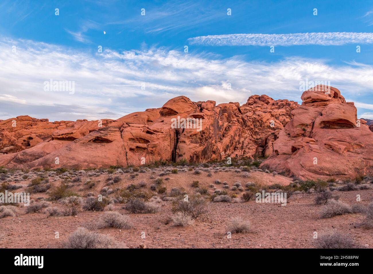 Magnificent red colored rock in the Valley of Fire, Nevada, USA Stock ...