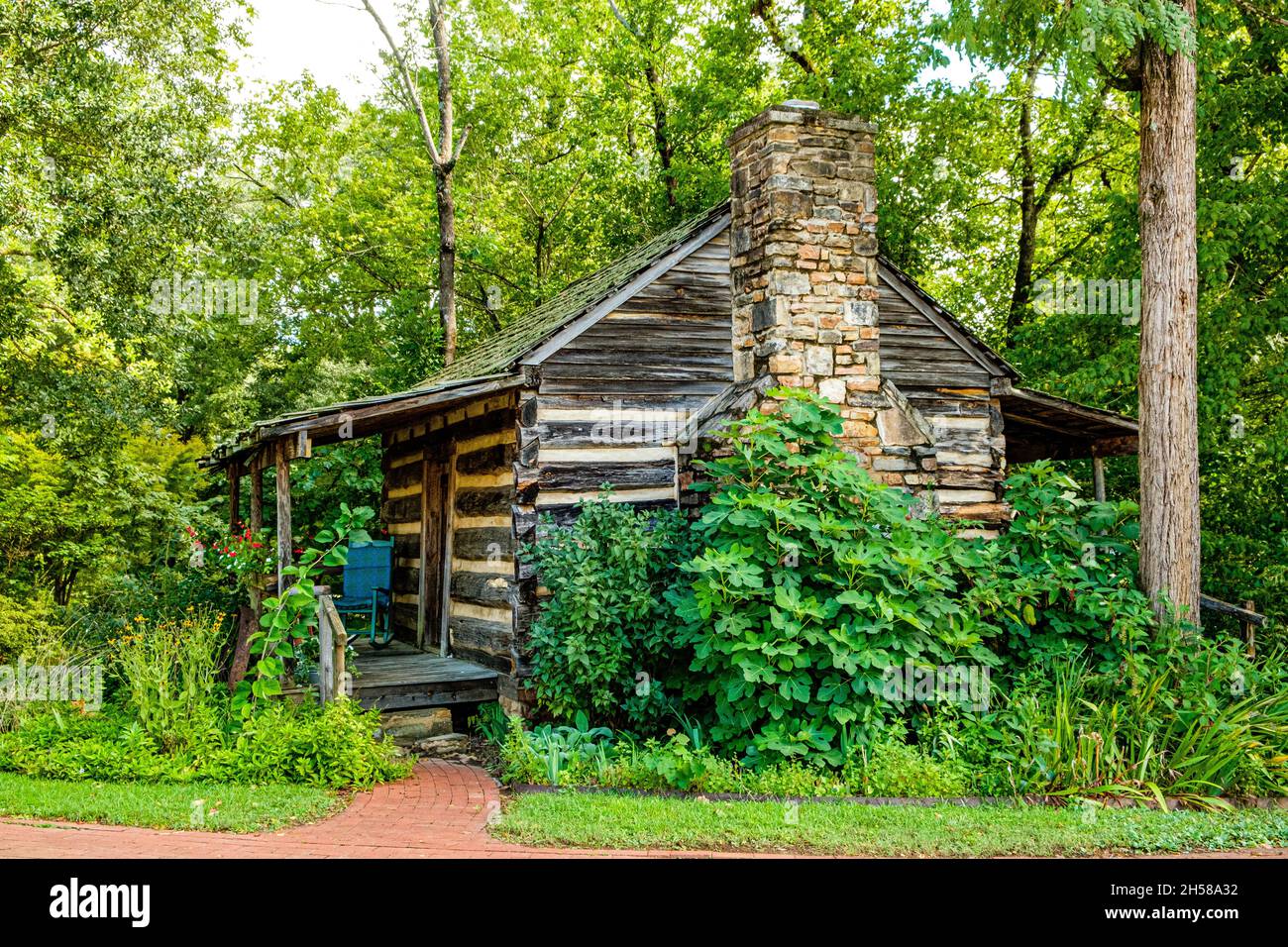 Big Holly Cabin, Mauldin House, East Water Street, Clarkesville ...