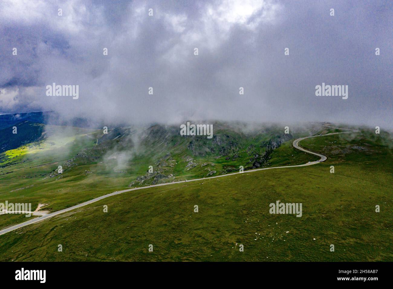 Transalpina in Romania from above | Die Transalpina in Rumänien aus der ...