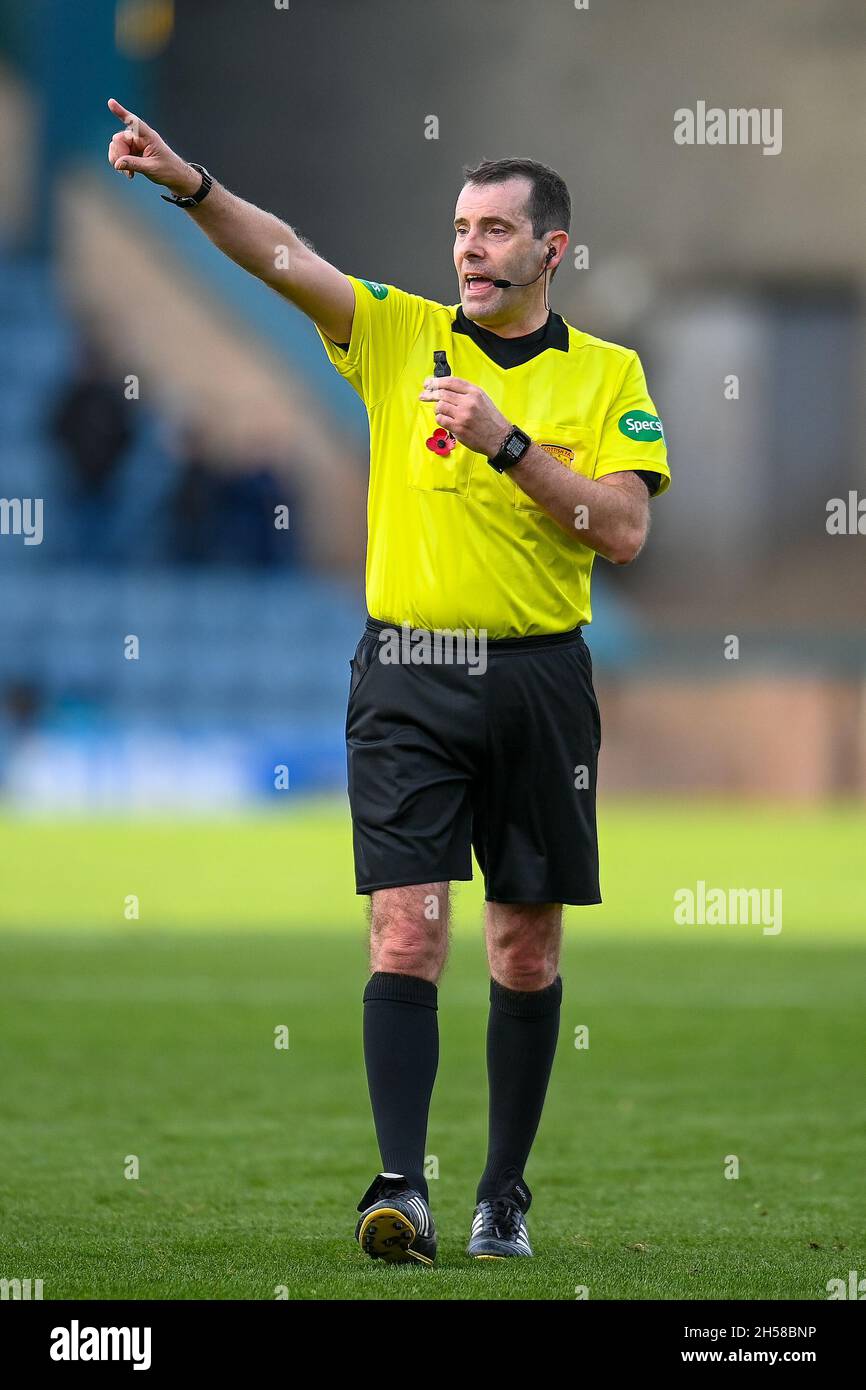 Referee alan muir hi-res stock photography and images - Alamy