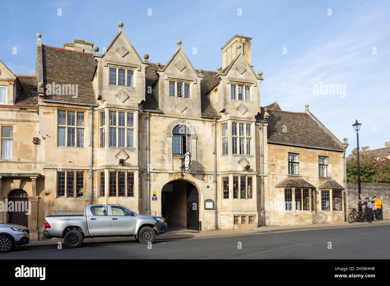 The talbot hotel, northamptonshire hi-res stock photography and images ...