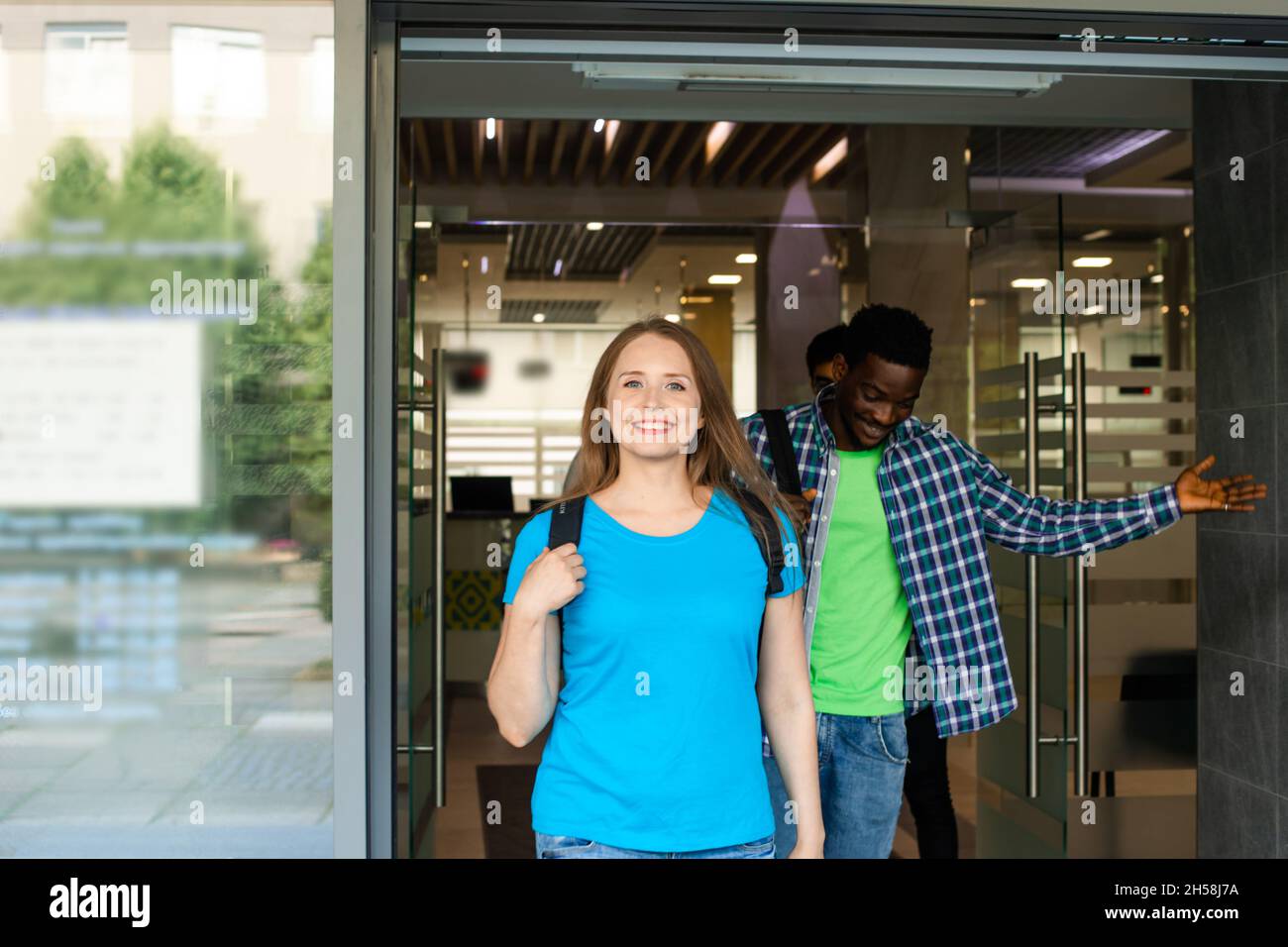 School girl hanging out hi-res stock photography and images - Alamy
