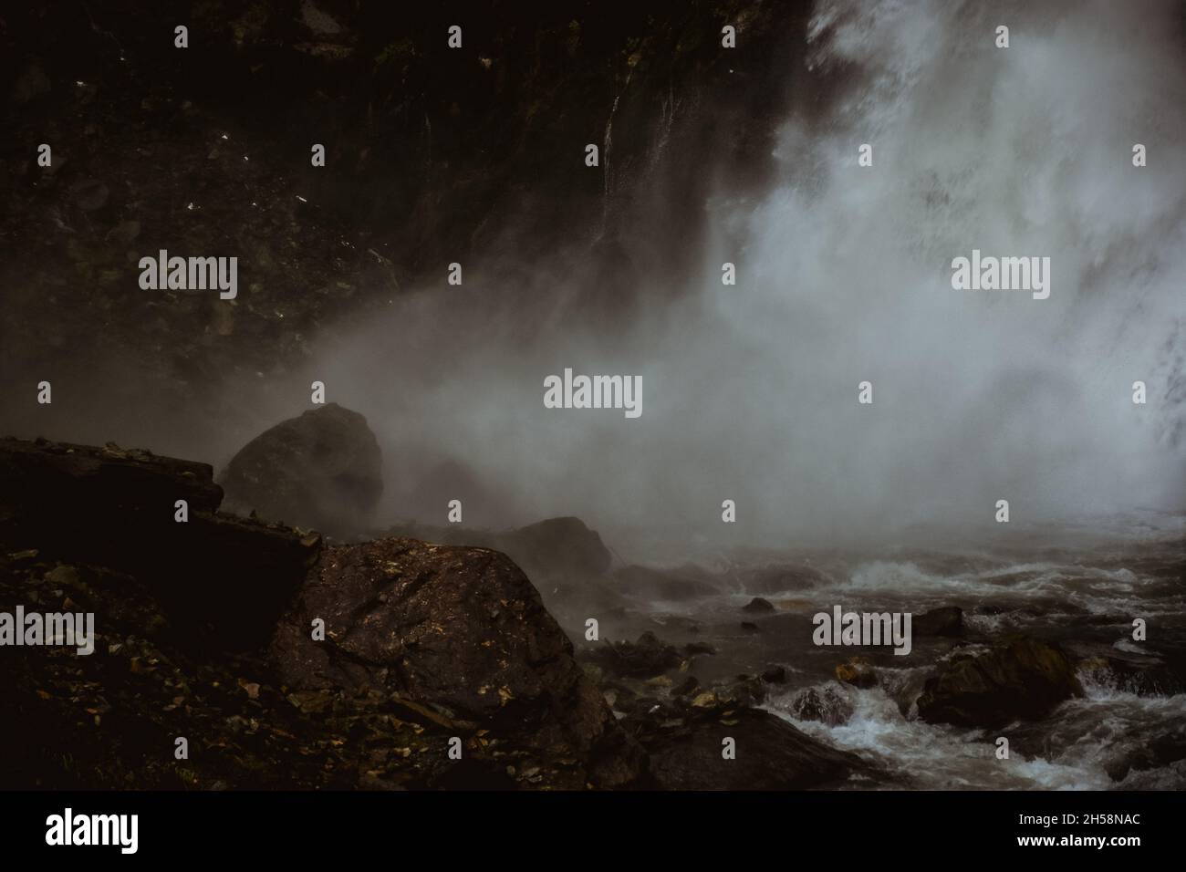 Beautiful powerful waterfall close up hi-res stock photography and ...