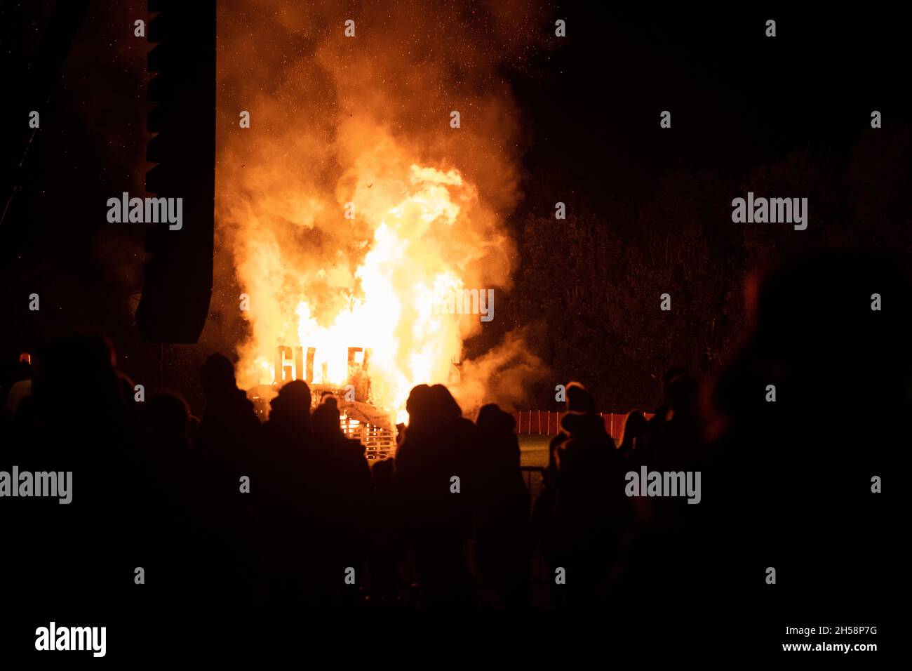 Fireworks at the Kinecroft, Wallingford, Oxfordshire,2021 Stock Photo ...