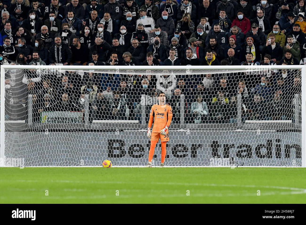 Mattia Perin of Juventus FC in action during the Serie A 2020/21 match ...