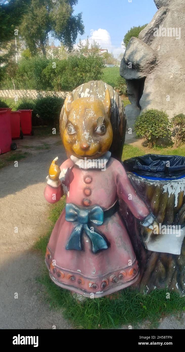 Fairy tale squirrel hi-res stock photography and images - Alamy