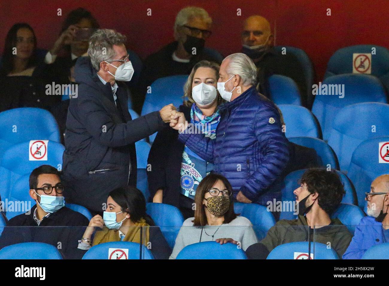 Mayor of Napoli Gaetano Manfredi (L) greets SSC Napoli president ...