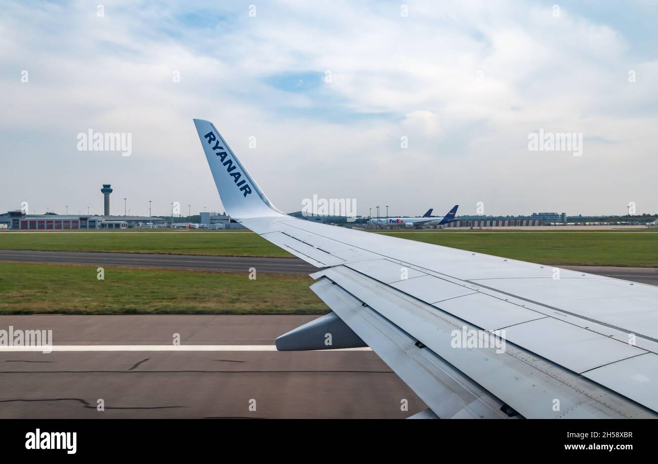 06/09/2021. Stansted Airport, UK. Ryanair airplane ready for departure ...