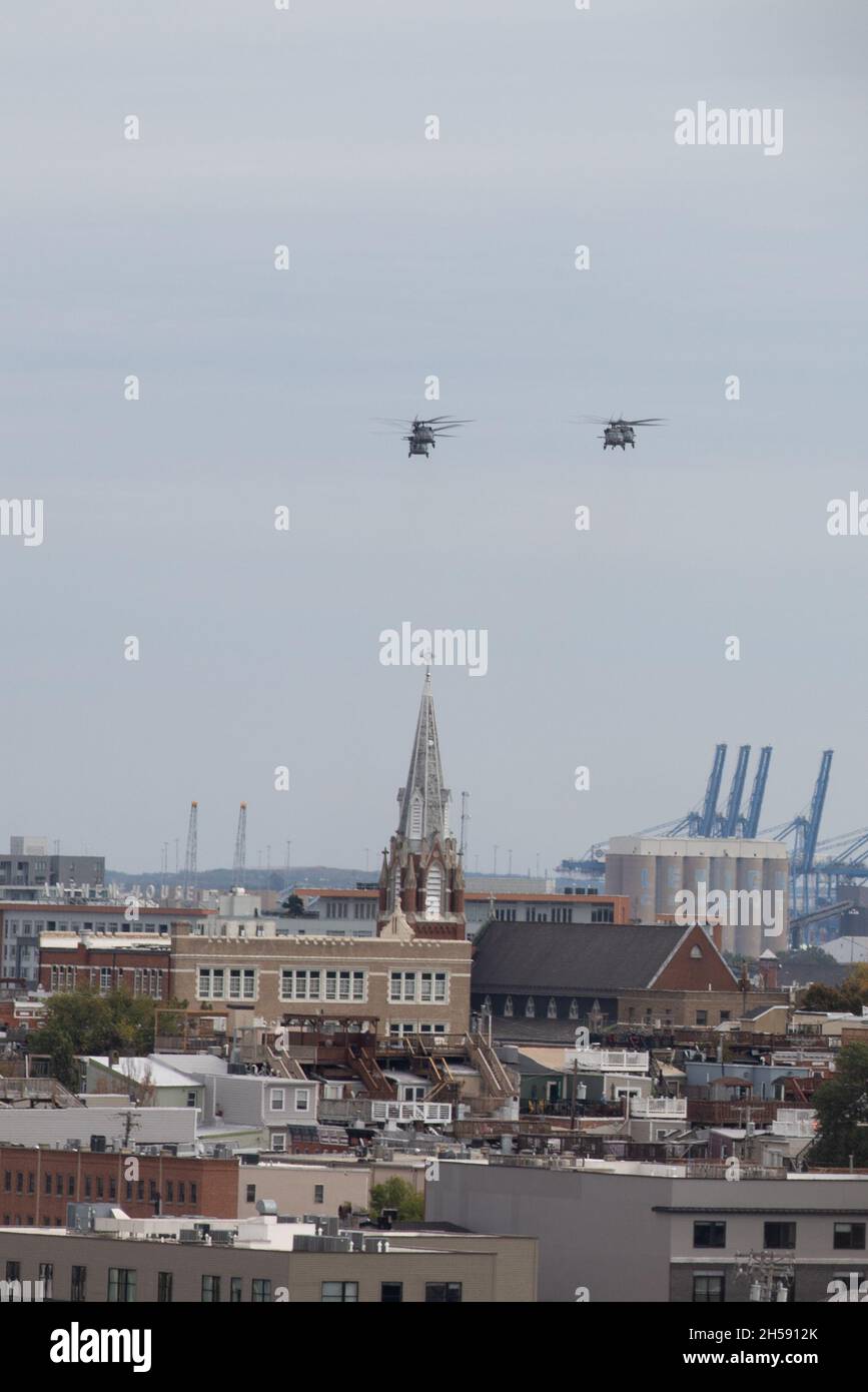 Maryland National Guard soldiers, from C Co., 2nd Assault Helicopter ...