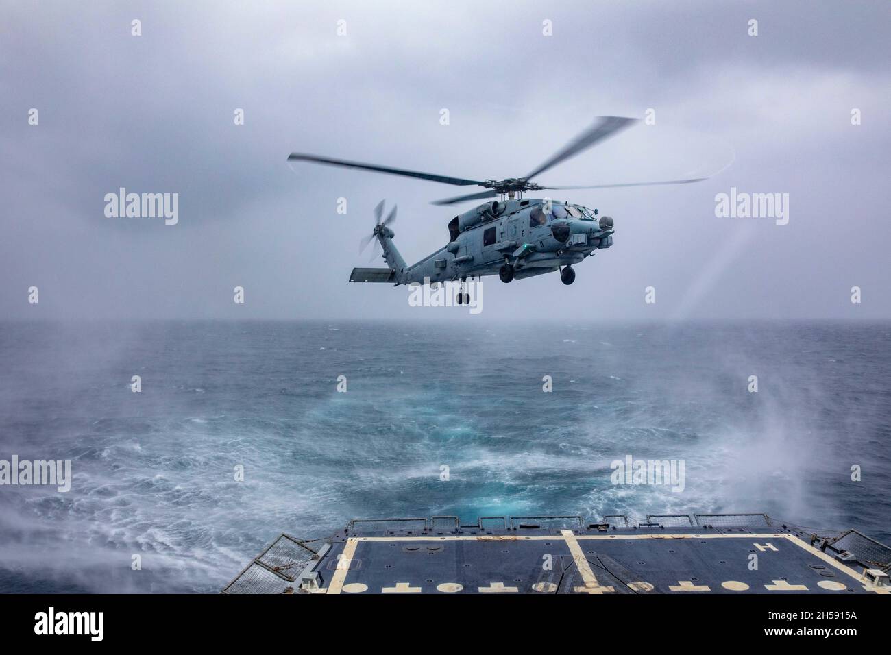 EAST CHINA SEA (Nov. 5, 2021) Arleigh Burke-class guided-missile ...