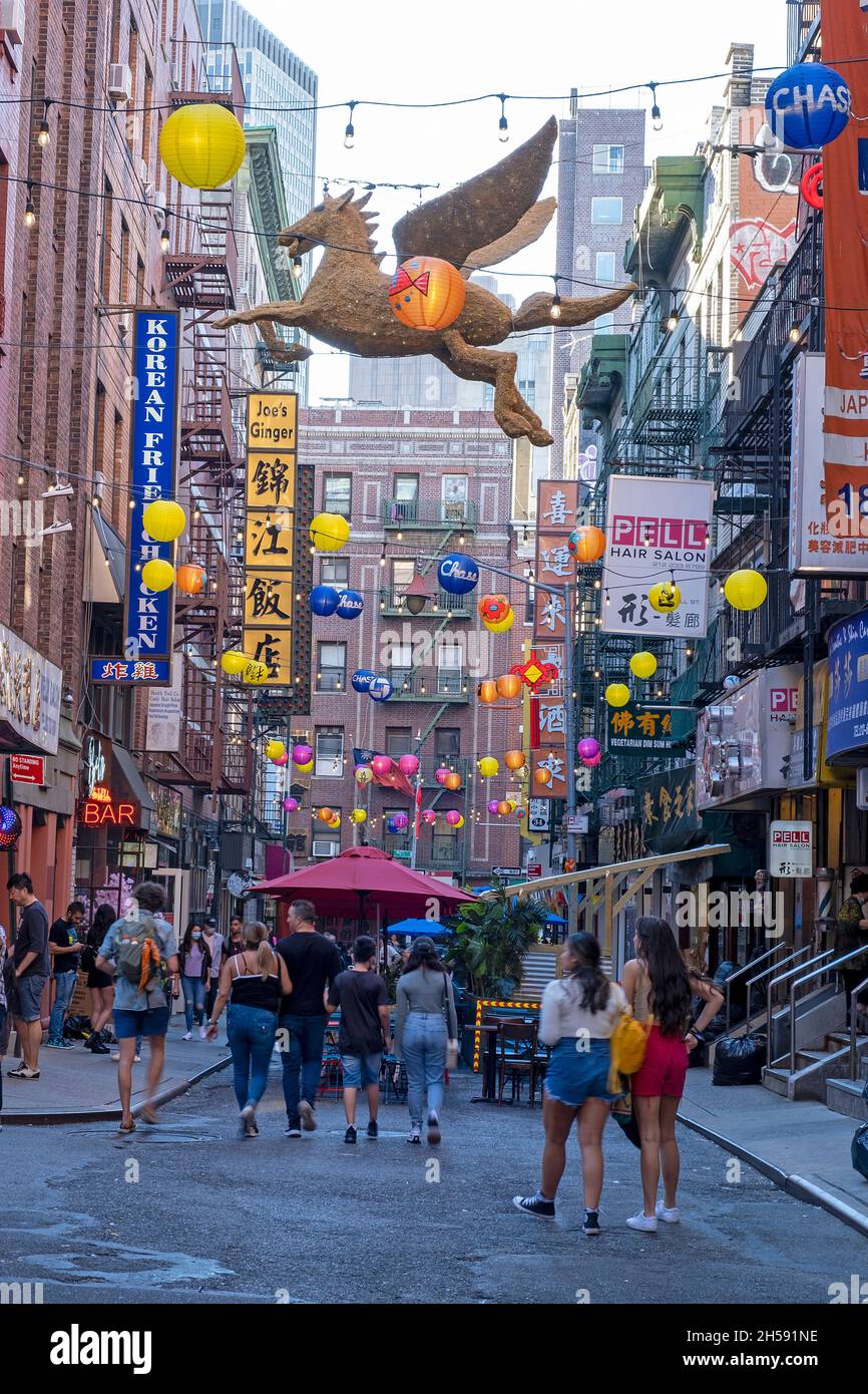 Pell Street, Chinatown, Manhattan, USA Stock Photo - Alamy
