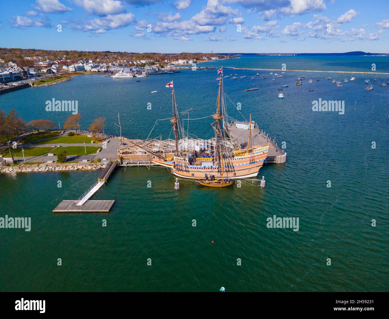 Mayflower II is a reproduction of the 17th century ship Mayflower ...