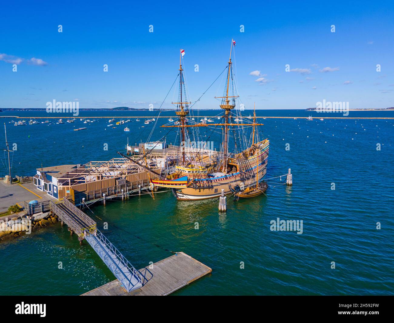 Mayflower II is a reproduction of the 17th century ship Mayflower ...