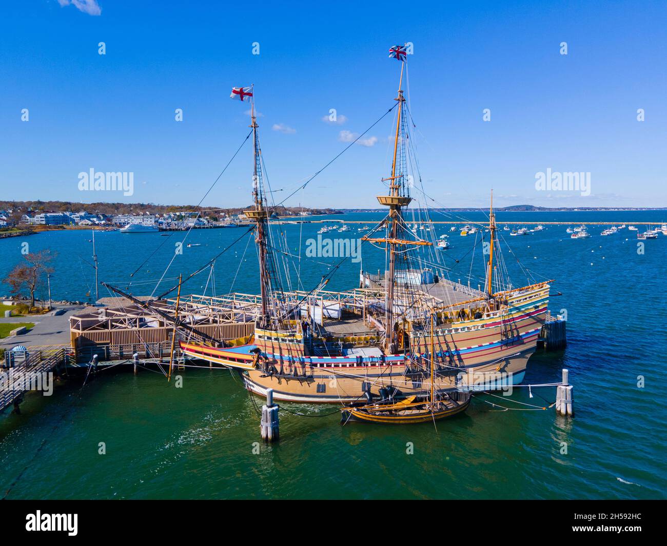 Mayflower II is a reproduction of the 17th century ship Mayflower ...