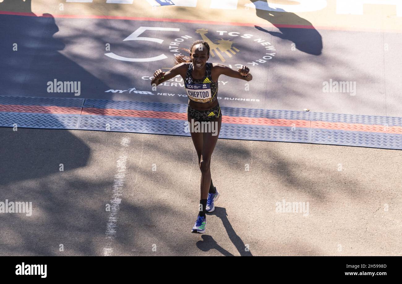 New York, NY - November 7, 2021: Winner of 2nd place of Women ...