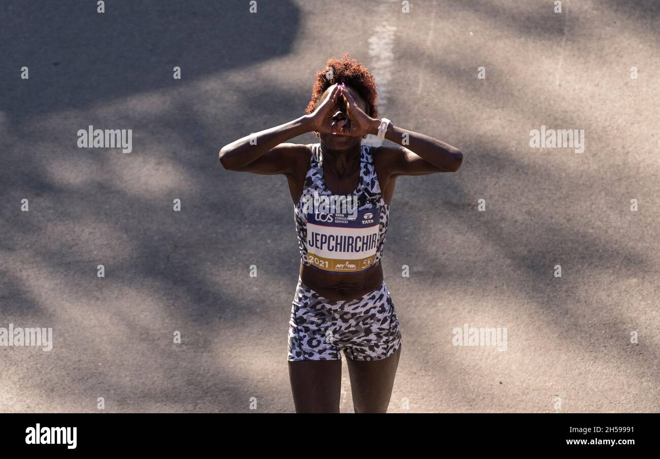 1st place finish line hi-res stock photography and images - Alamy