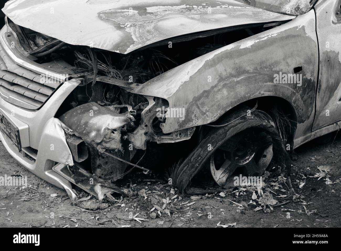 Body of the burnt car hi-res stock photography and images - Alamy