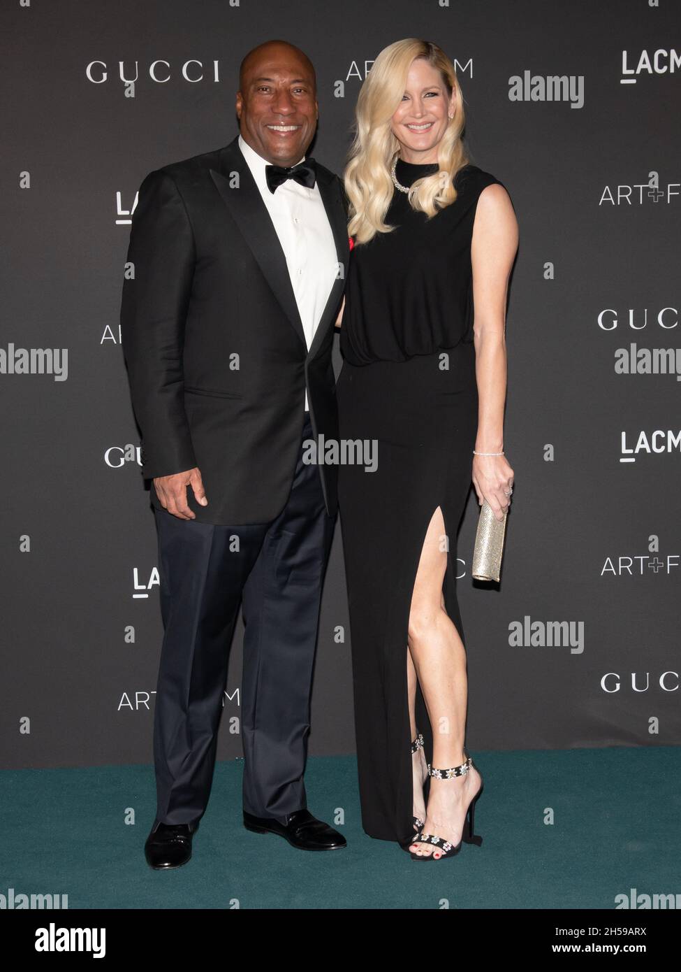 06 November 2021 - Los Angeles, California - Byron Allen and Jennifer ...