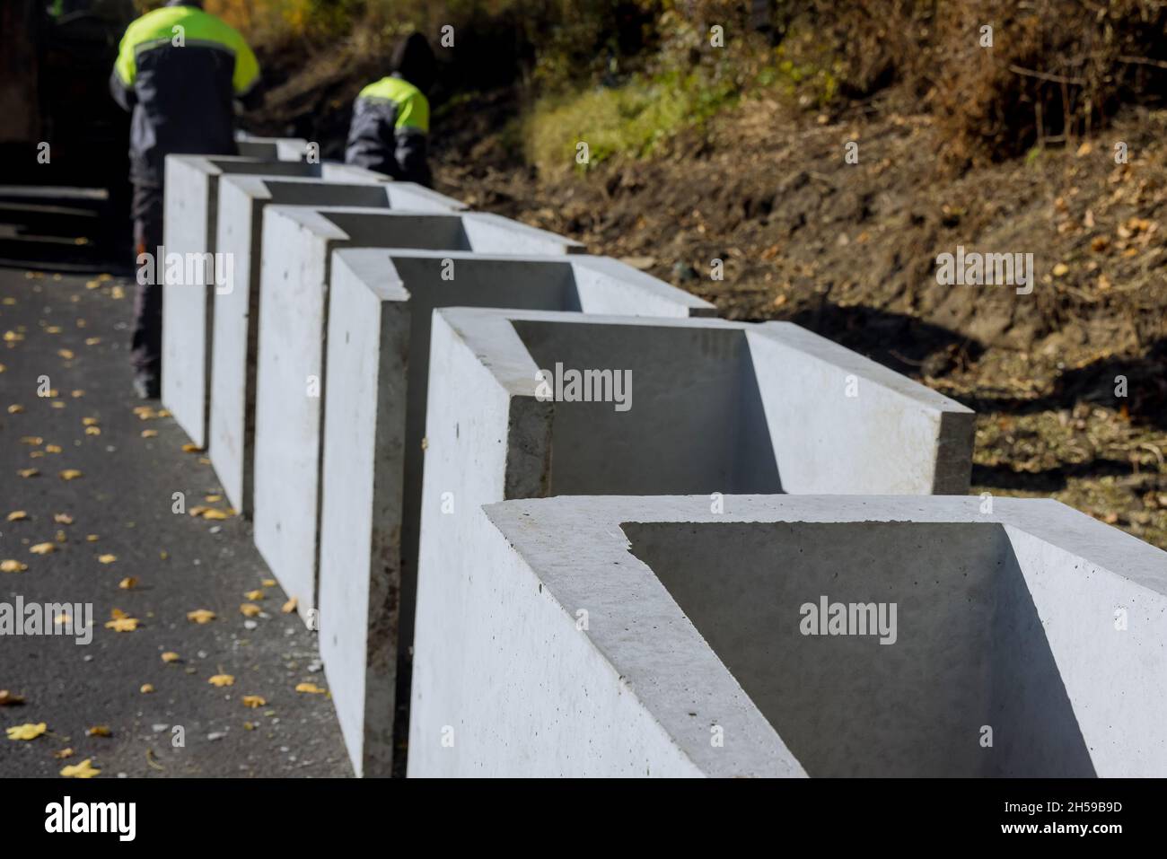 Underground mounting hi-res stock photography and images - Alamy