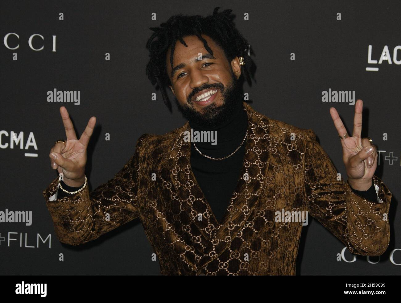 LOS ANGELES, CALIFORNIA - NOVEMBER 06: Deon Jones attends the 10th ...