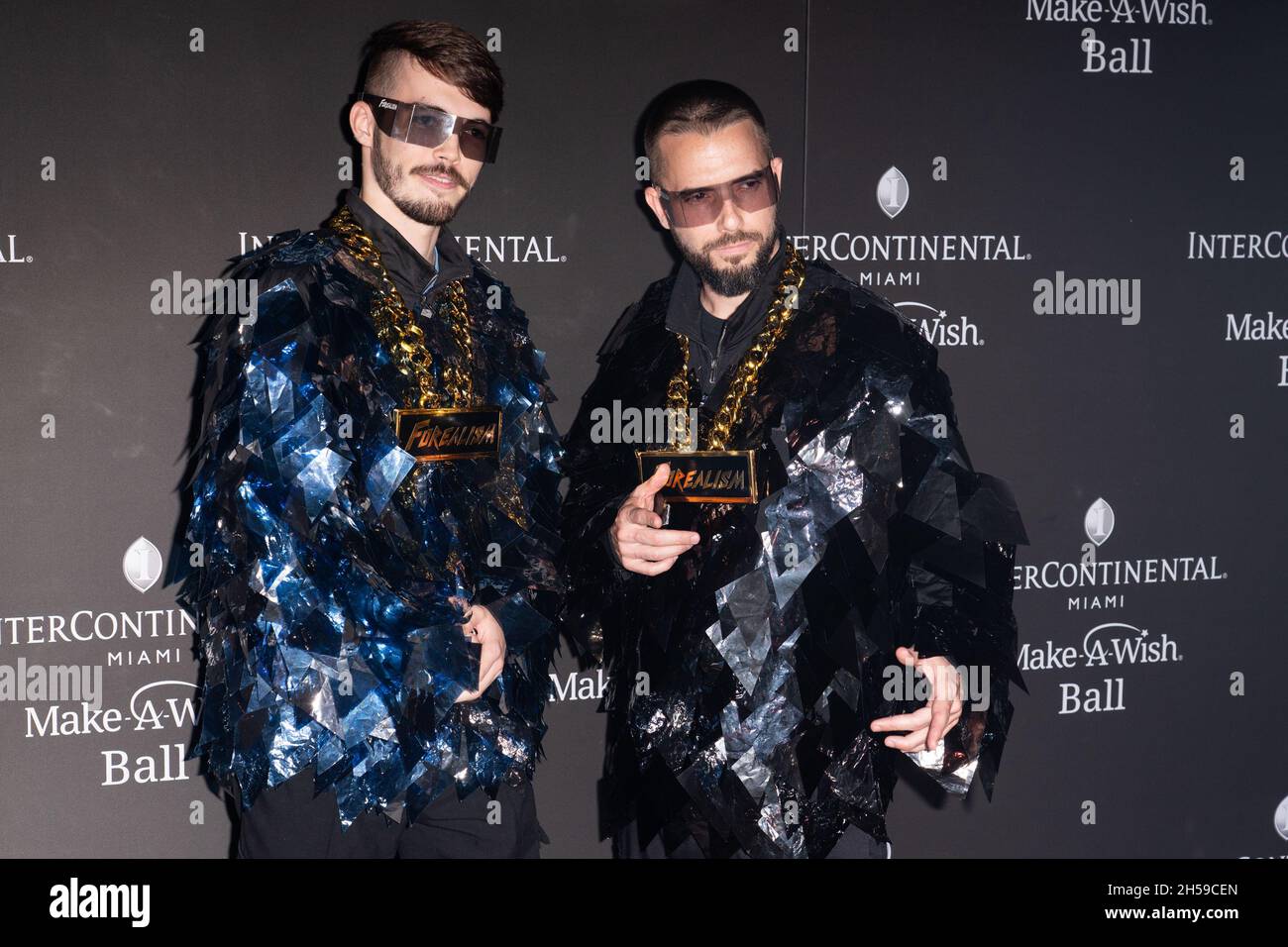 Miami, FL, USA. 6th Nov, 2021. Lawrence Malott and Thomas Malott attend ...