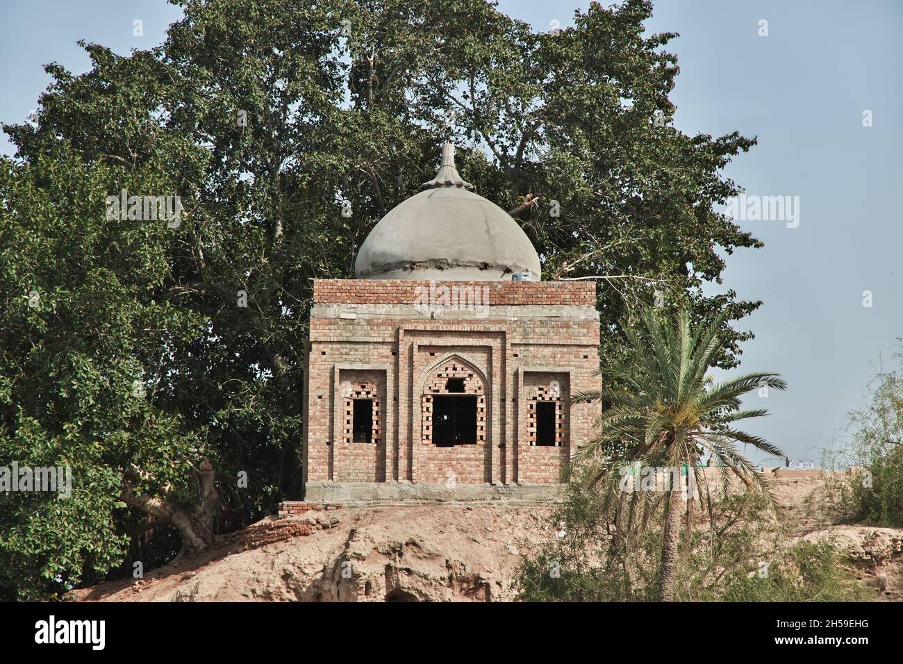 Uch Sharif, Ruins of centuries old Mausoleums close Bahawalpur ...