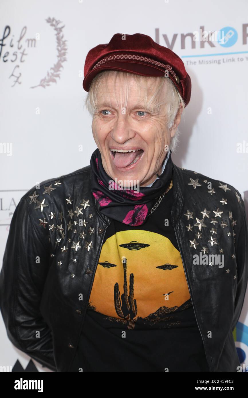 Billy bones hi-res stock photography and images - Alamy