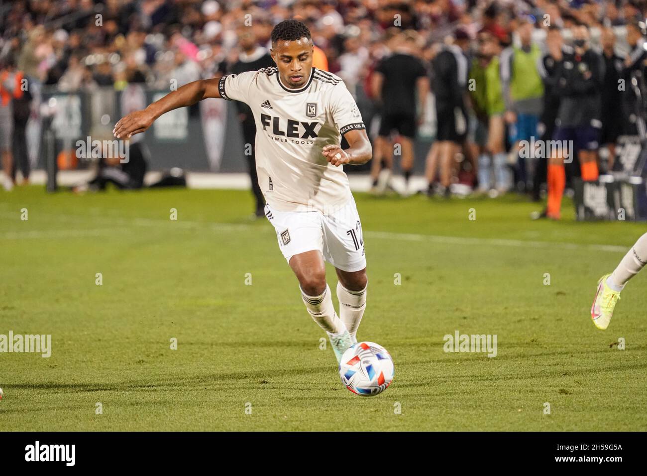 Los angeles defender diego palacios hi-res stock photography and images ...