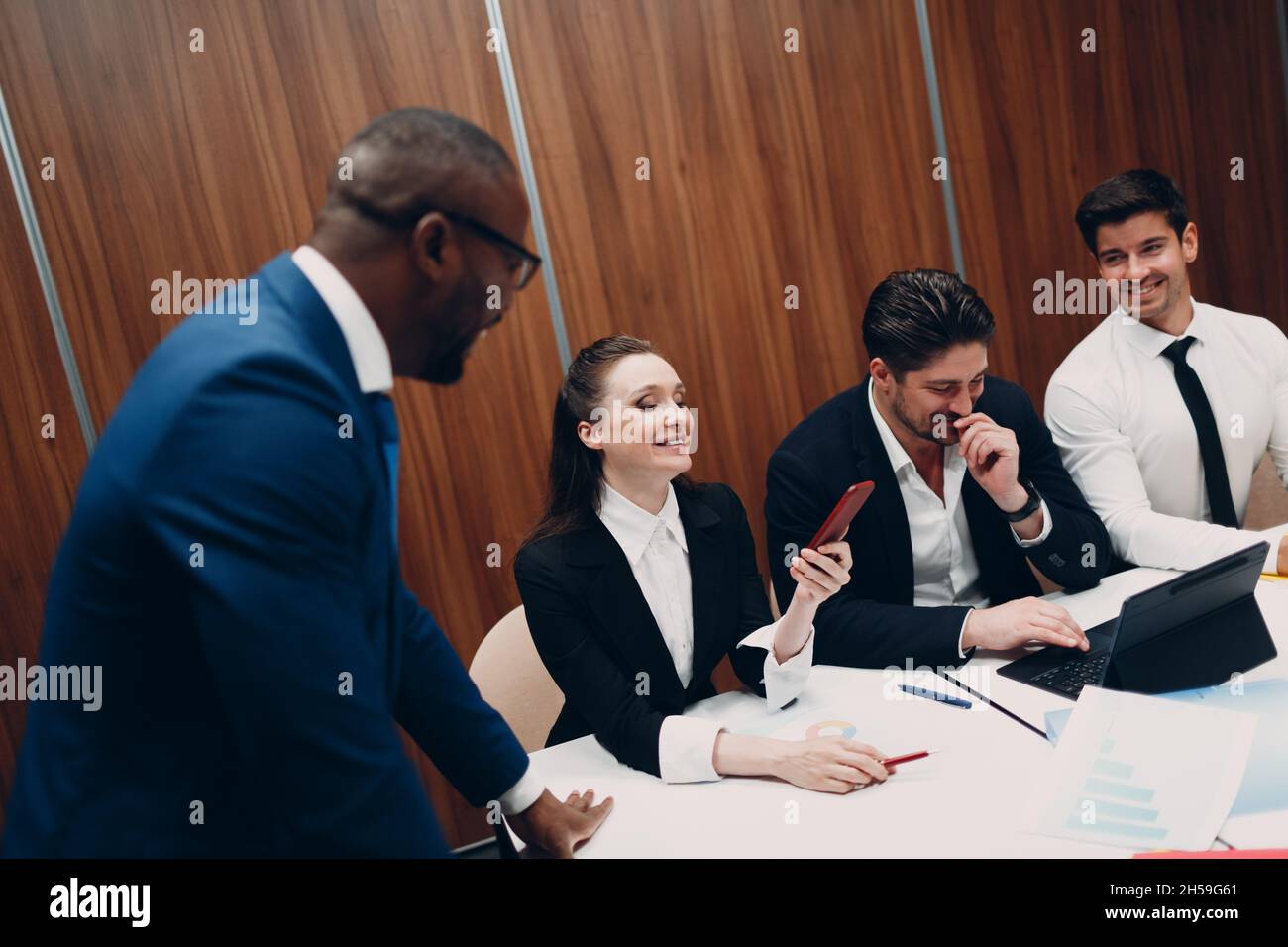 Consulting table hi-res stock photography and images - Alamy