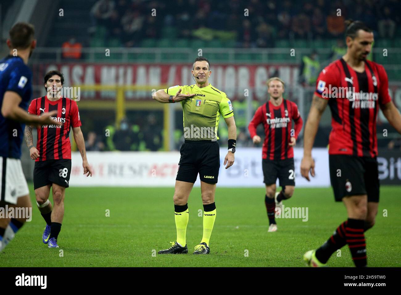 Ac milan inter milan 2021 7 hi-res stock photography and images - Alamy