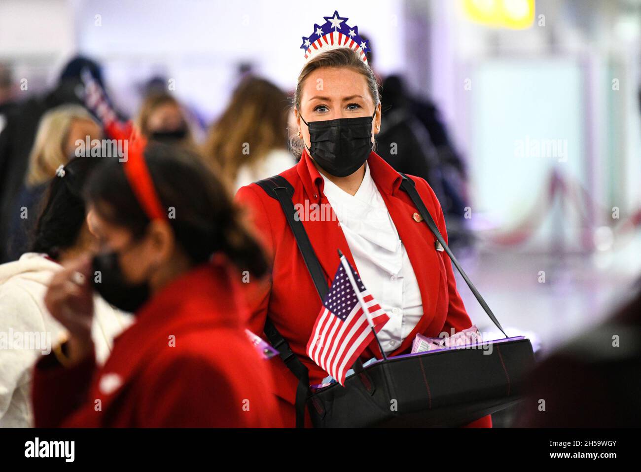 Parallel runways hi-res stock photography and images - Alamy