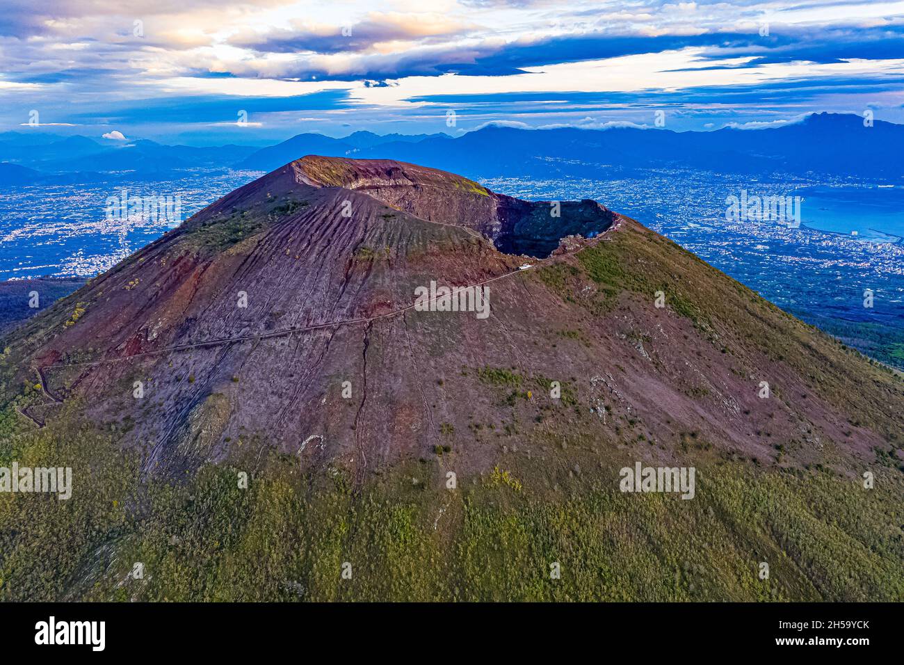 Vesuv Vulkan aus der Luft | Aerial Photo of the Vesuv Volcano Stock ...